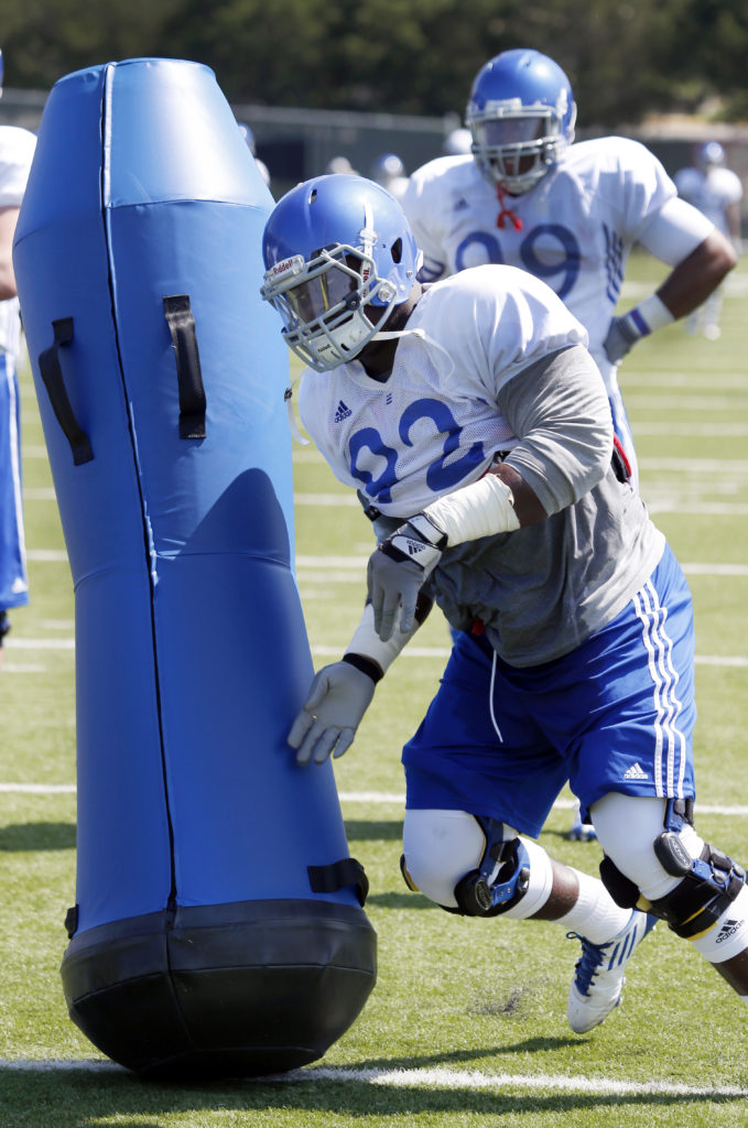KU defensive lineman Marquel Combs likely to red-shirt | News, Sports ...